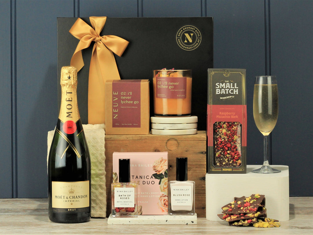 Moet Bath Time Box – Nosh Gourmet Gifts